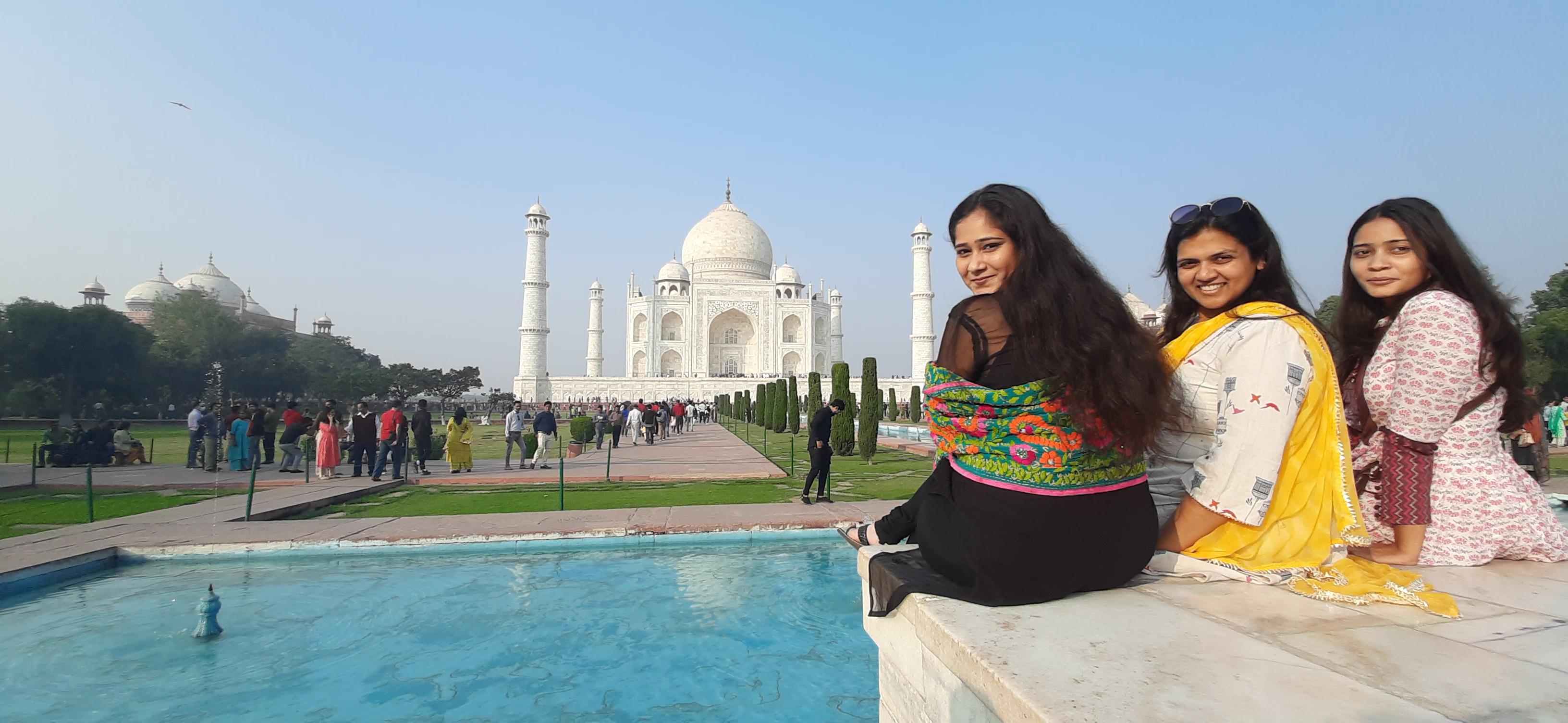 Decode the Taj Mahal with Professional Tour Guide - ViaVii Decode the Taj Mahal with Professional Tour Guide - ViaVii